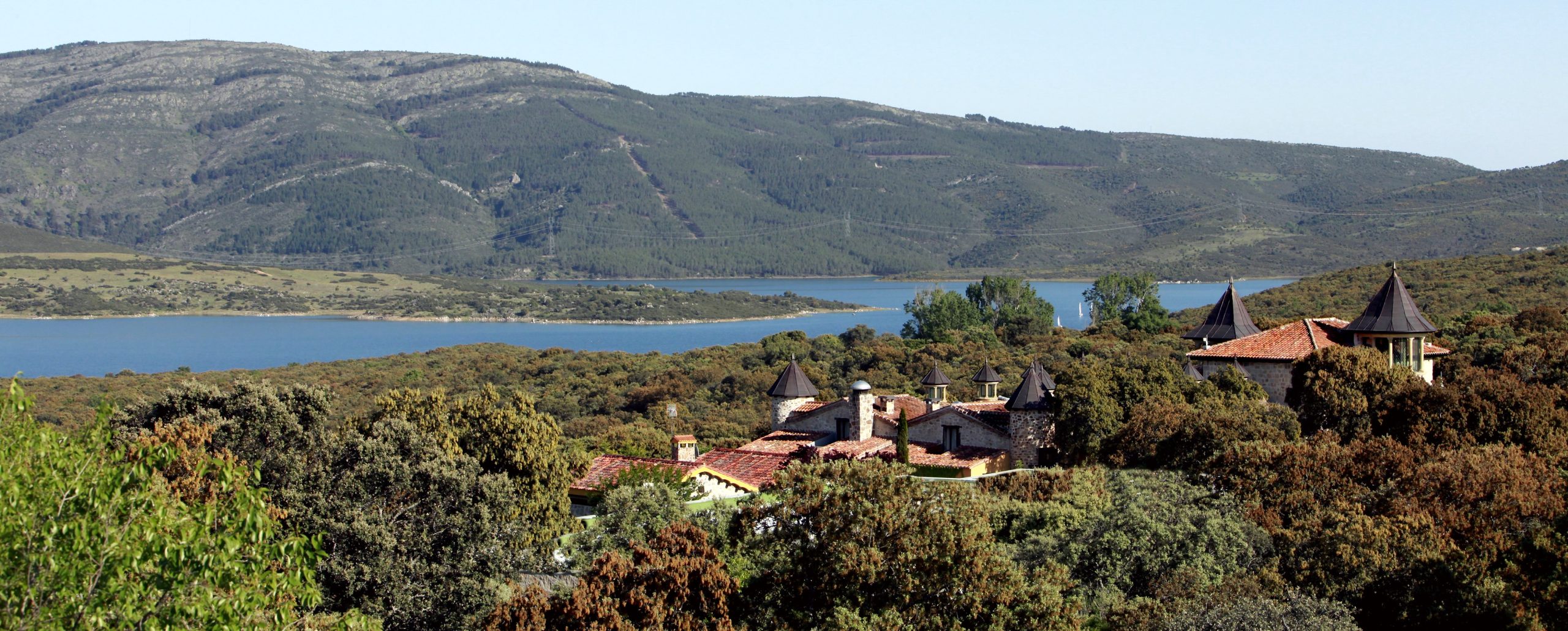 Capellania - Aldea Santillana